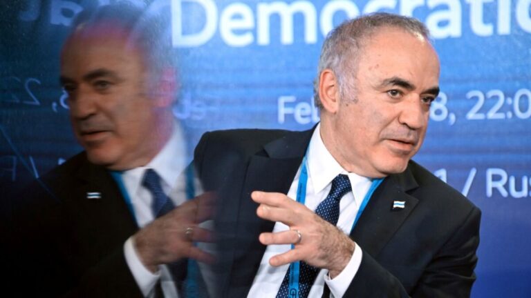 Garry Kasparov, From Chess Icon to State Dept Cheerleader – The ...